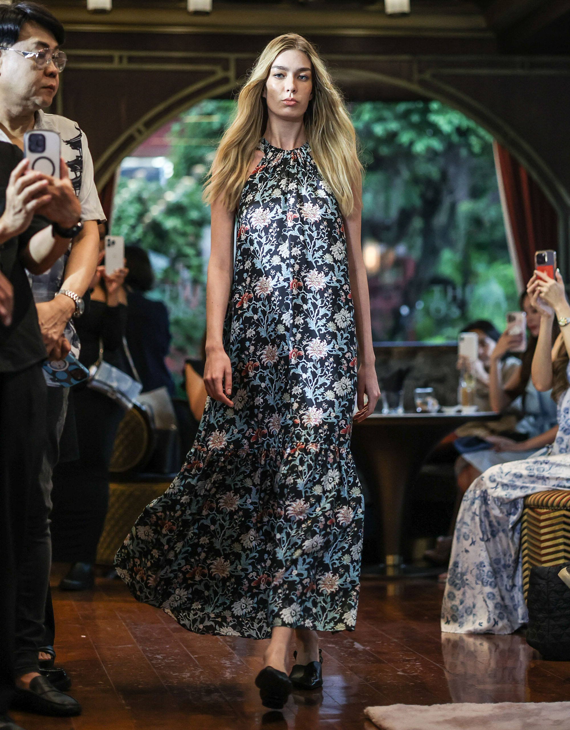 JIM THOMPSON X ASAVA - ASAVAGROUP